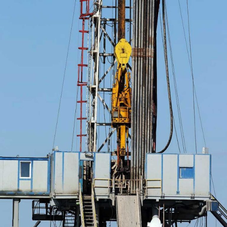 20+ Different Types of Land Oil Rigs You Should Know - SMKST Petro