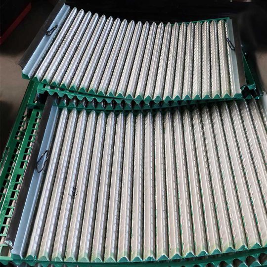 API Pyramid Shale Shaker Screen (3D Wave-Type) - SMKST